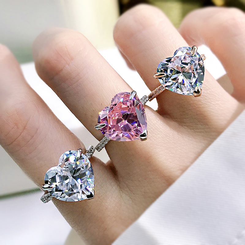 Heart Cut Engagement Ring in White Gold - Pink/White - Helloice Jewelry