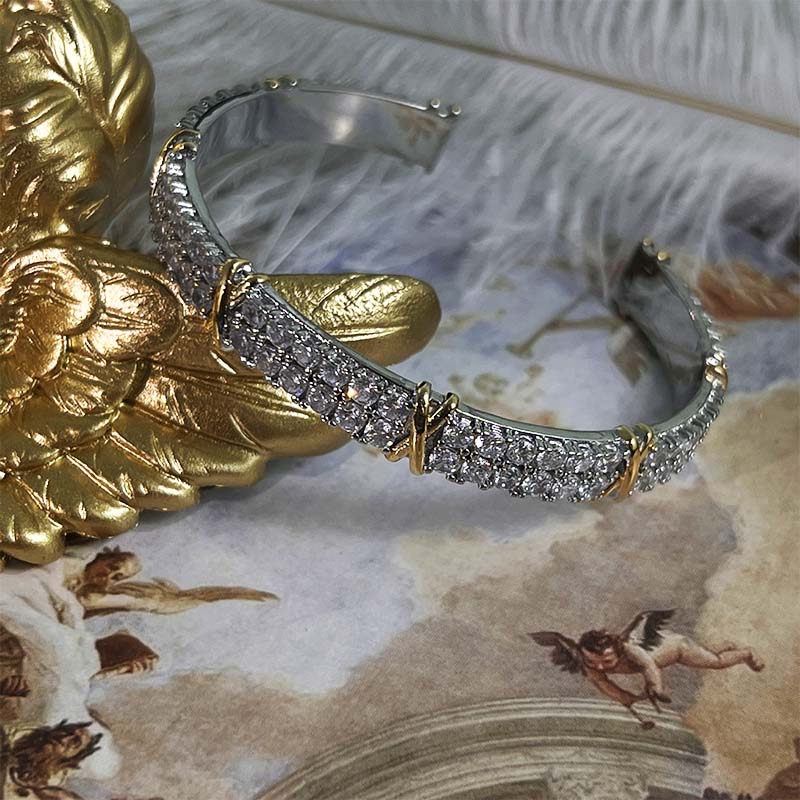 Iced Infinity Link Open Bracelet in White Gold - Helloice Jewelry